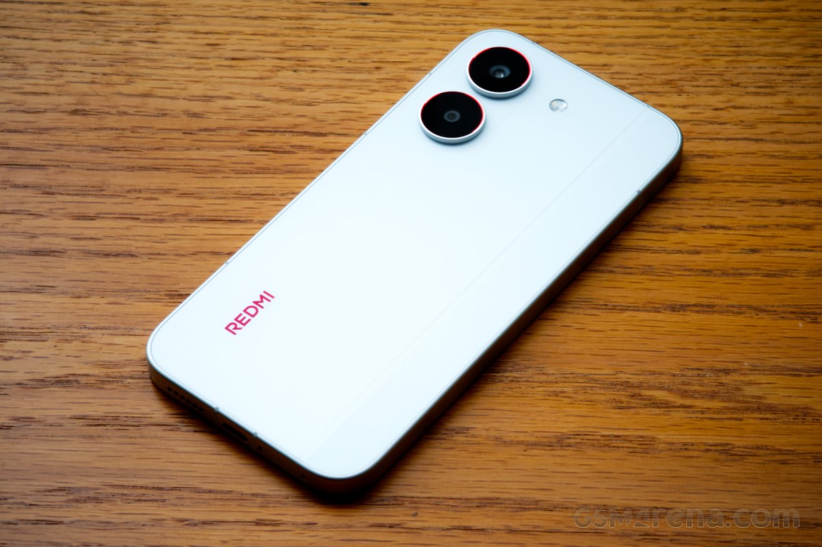 Xiaomi Redmi Turbo 5 hands-on review: Design, display, charging, and ...