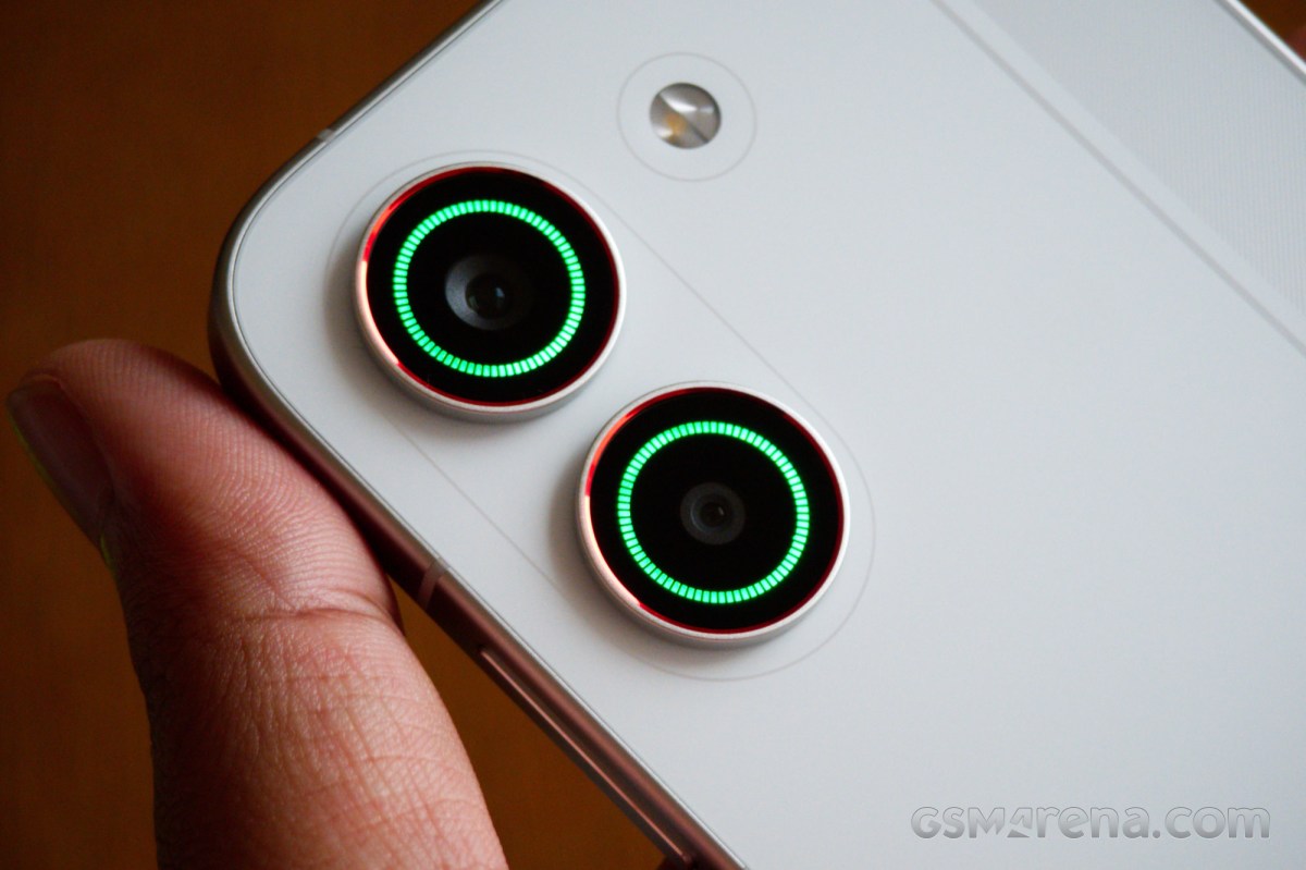 Xiaomi Redmi Turbo 5 hands-on review: Design, display, charging, and ...