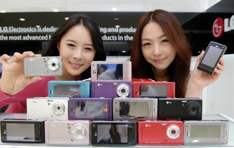LG celebrate 5 million Viewty phones sold around the world - GSMArena ...