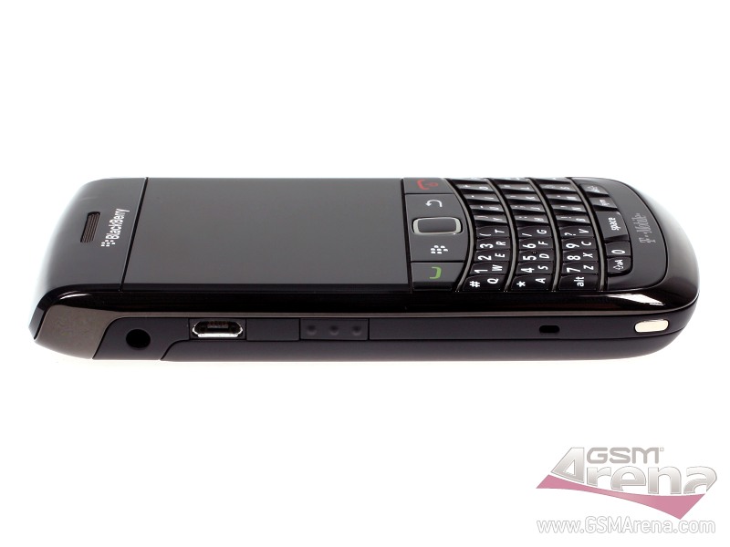 BlackBerry Bold 9780 pictures, official photos