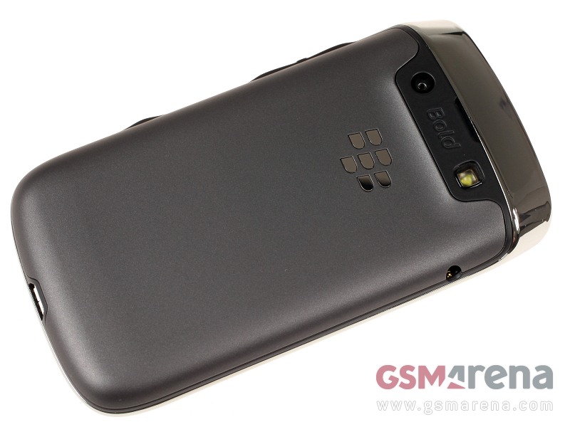 BlackBerry Bold 9790 pictures, official photos