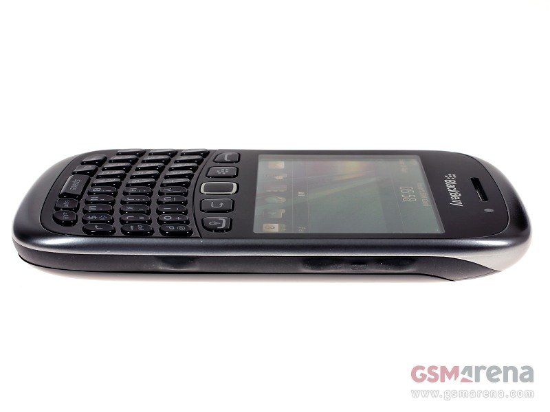 BlackBerry Curve 9320 pictures, official photos