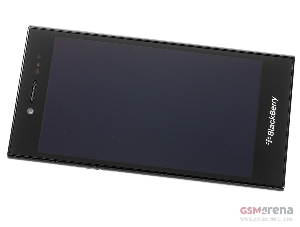 BlackBerry Leap pictures, official photos