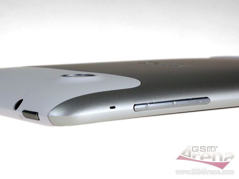 HTC Flyer pictures, official photos