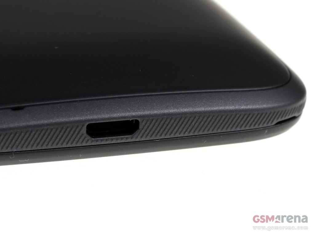 Motorola Moto E (2nd gen) pictures, official photos