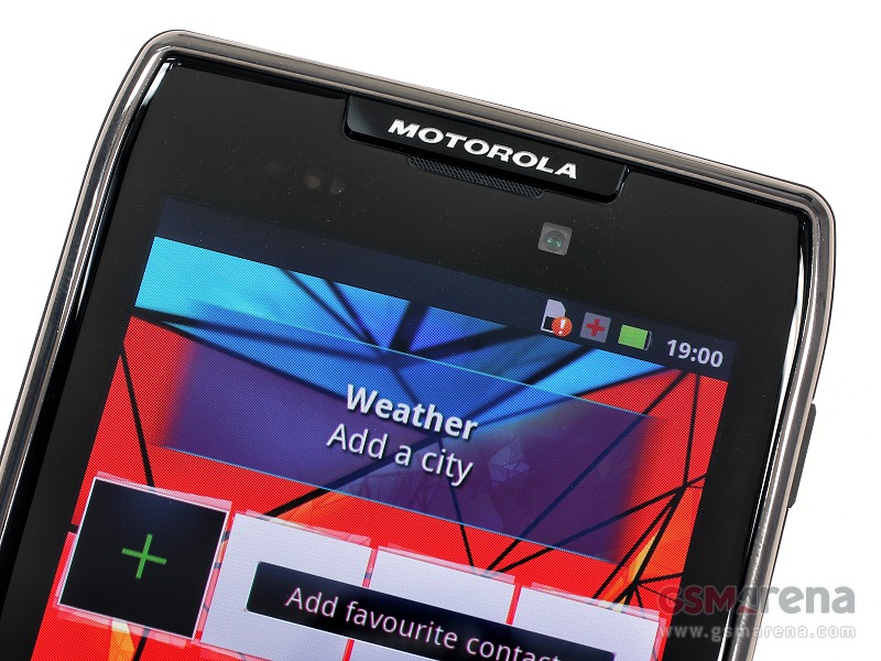 Motorola RAZR MAXX pictures, official photos