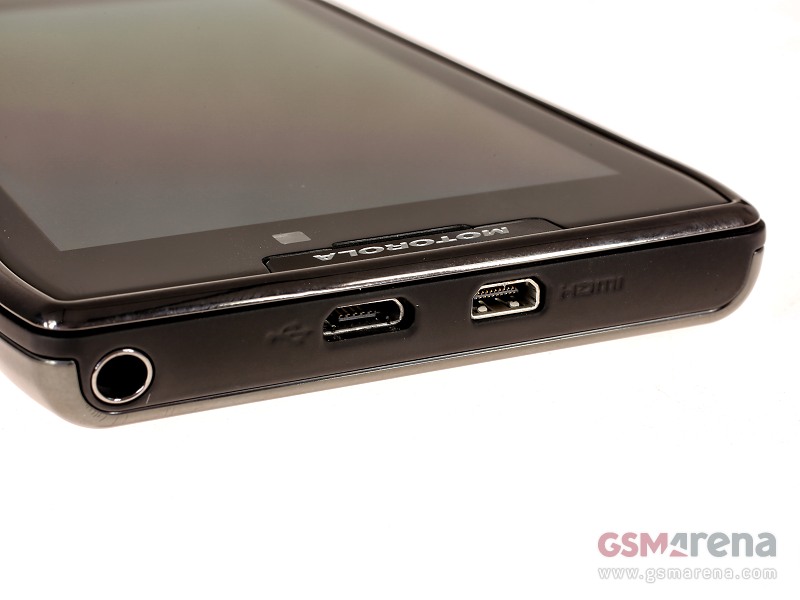 Motorola RAZR MAXX pictures, official photos