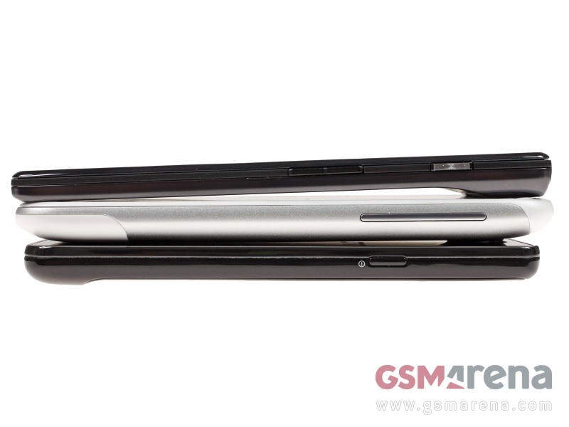 Motorola RAZR XT910 pictures, official photos