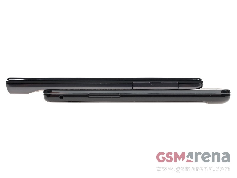 Motorola RAZR XT910 pictures, official photos