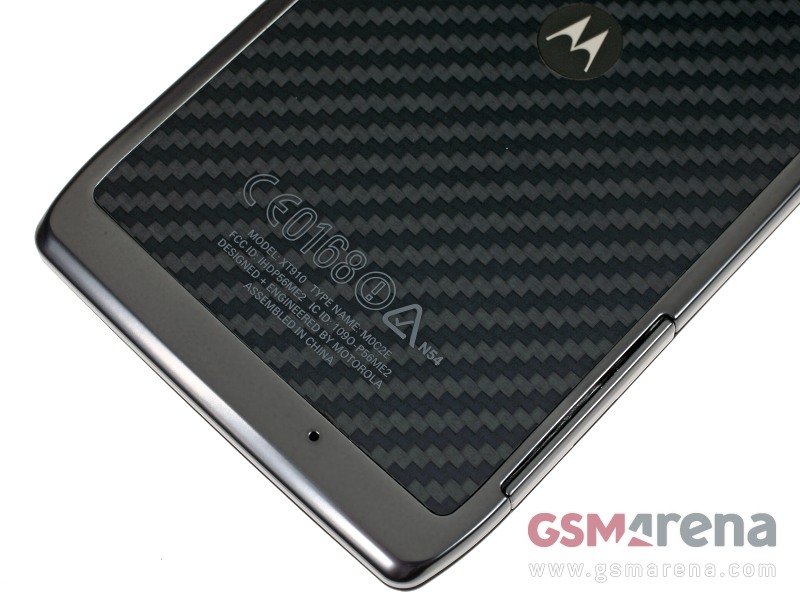 Motorola RAZR XT910 pictures, official photos