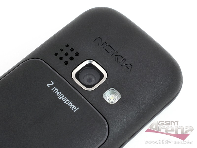 Nokia 3720 classic pictures, official photos