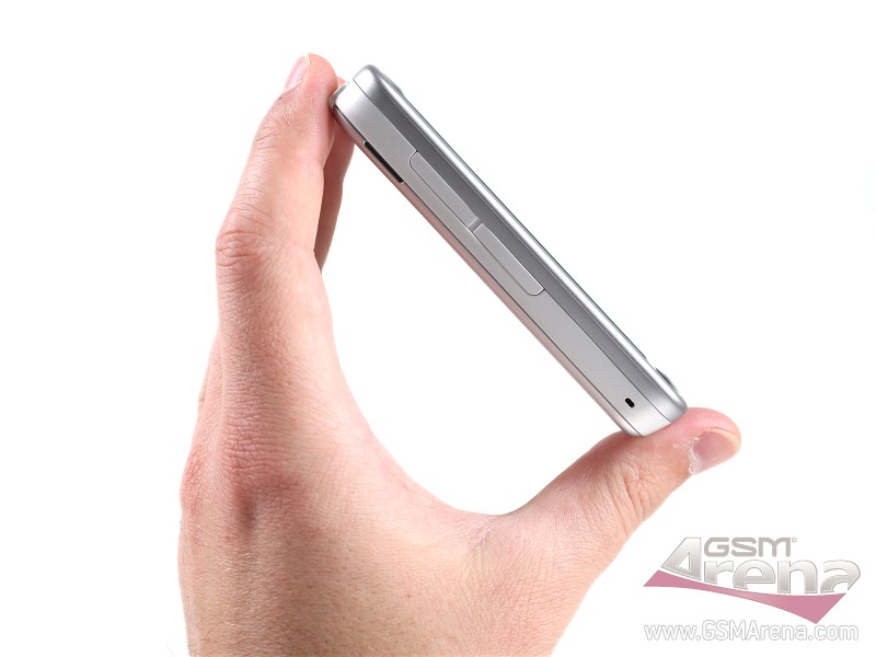 Nokia 5230 pictures, official photos