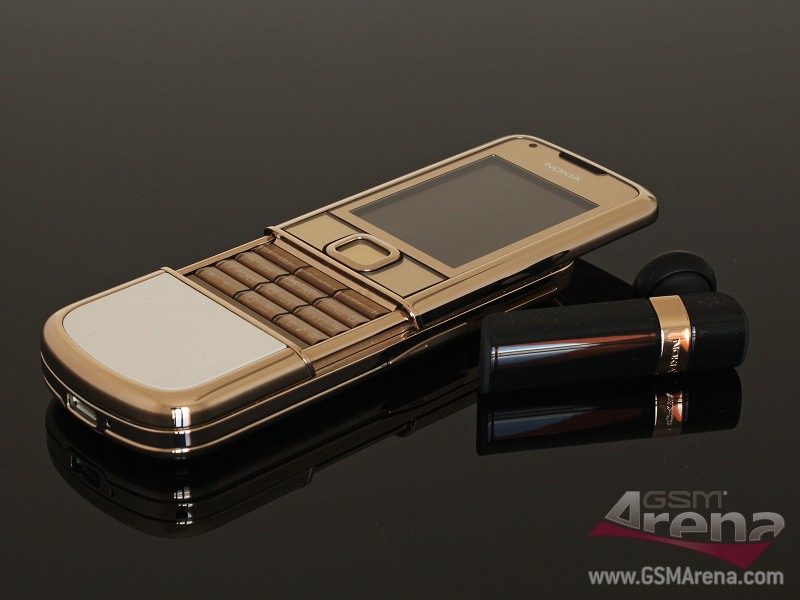 Nokia 8800 Gold Arte pictures, official photos