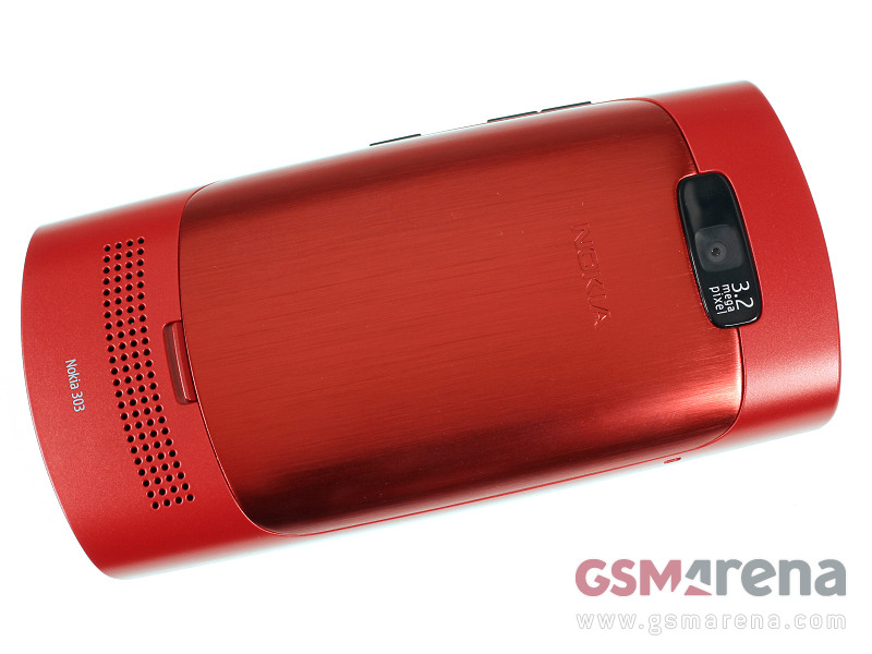 Nokia Asha 303 pictures, official photos