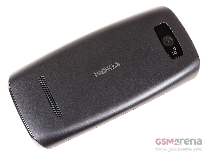Nokia Asha 305 pictures, official photos