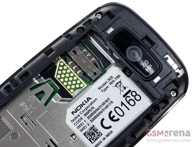 Nokia Asha 305 pictures, official photos