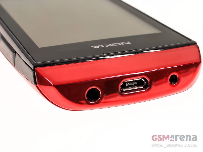 Nokia Asha 306 pictures, official photos