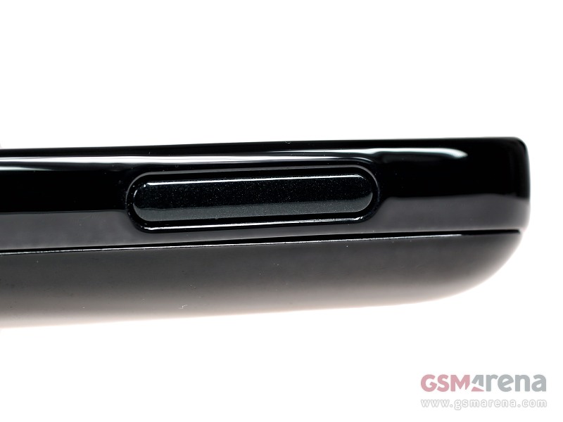 Nokia Asha 311 pictures, official photos