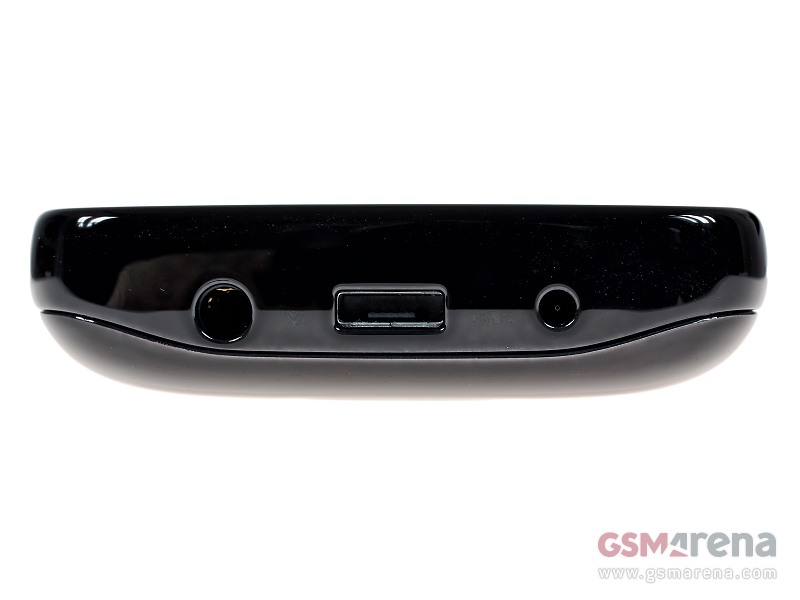 Nokia Asha 311 pictures, official photos