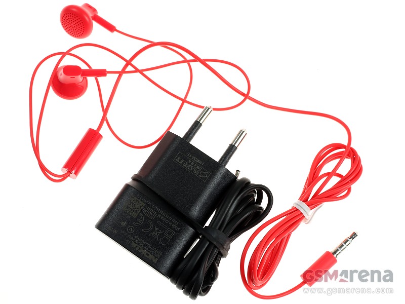 Nokia Asha 503 pictures, official photos