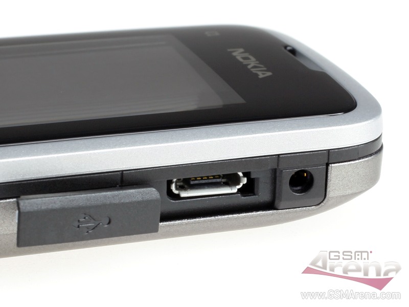 Nokia C1-01 pictures, official photos