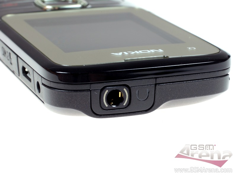 Nokia C2-00 pictures, official photos