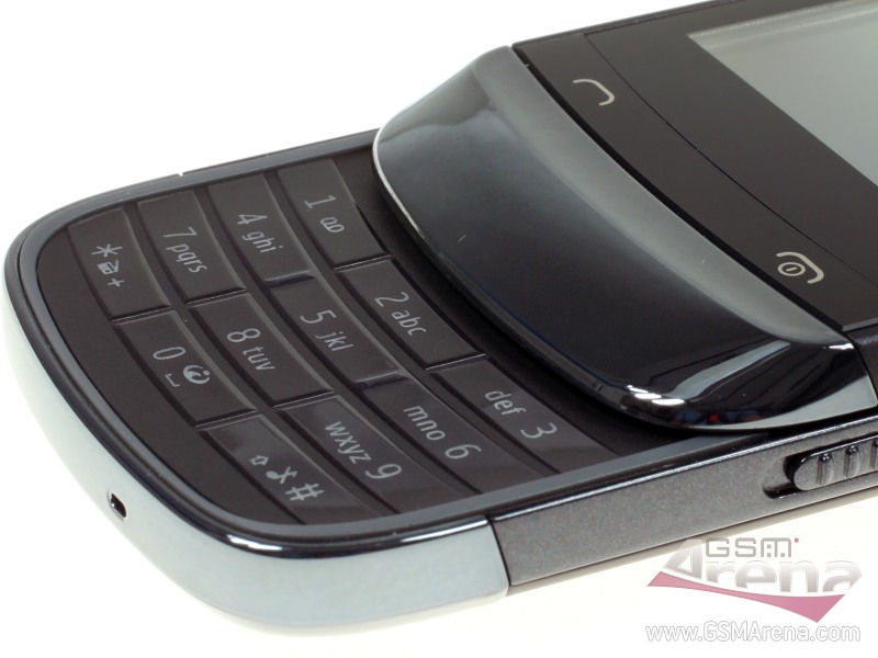 Nokia C2-02 pictures, official photos