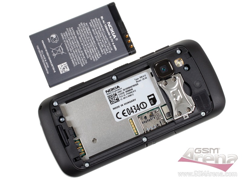 Nokia C6 pictures, official photos