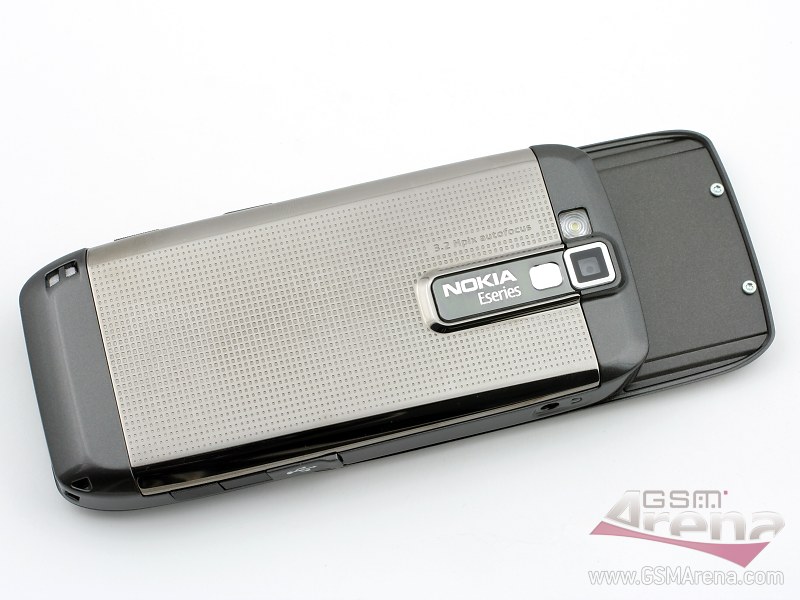 Nokia E66 pictures, official photos