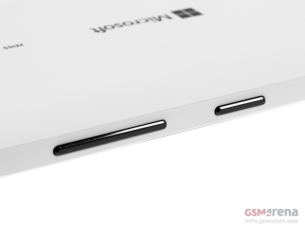 Microsoft Lumia 640 XL LTE Dual SIM pictures, official photos