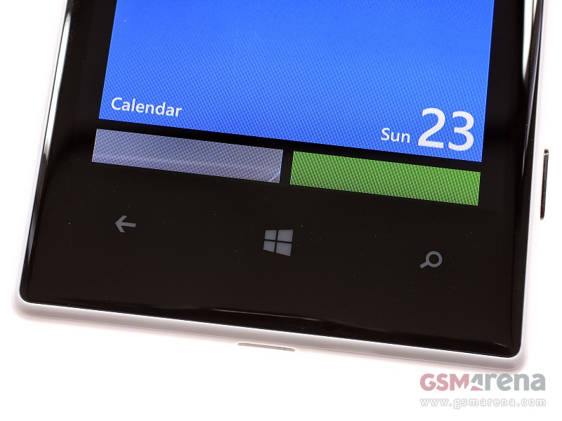 Nokia Lumia 720 pictures, official photos