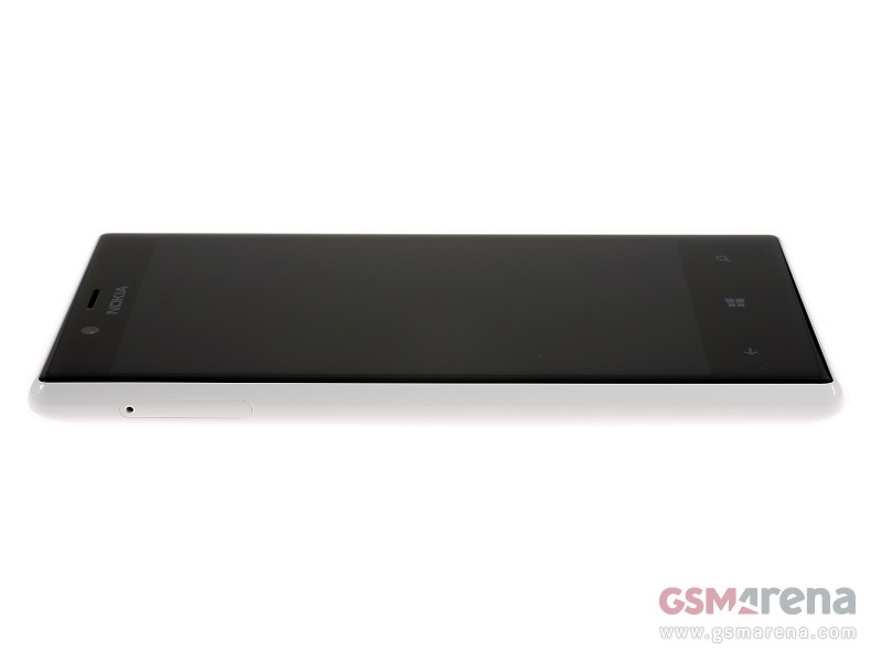 Nokia Lumia 720 pictures, official photos