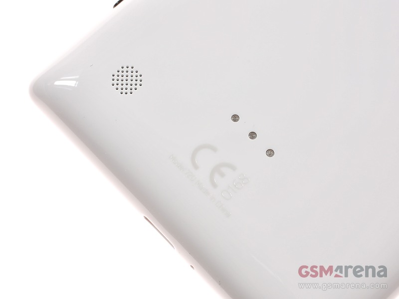 Nokia Lumia 720 pictures, official photos
