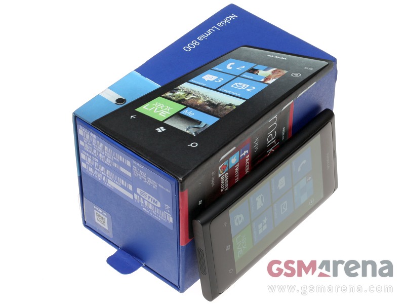 Nokia Lumia 800 pictures, official photos