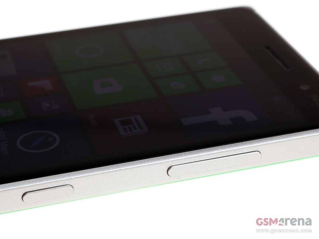 Nokia Lumia 830 pictures, official photos