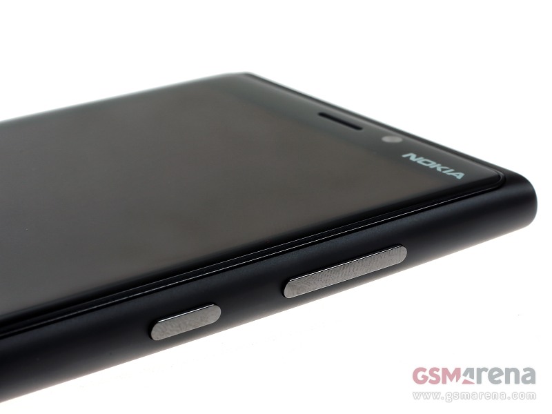 Nokia Lumia 920 pictures, official photos
