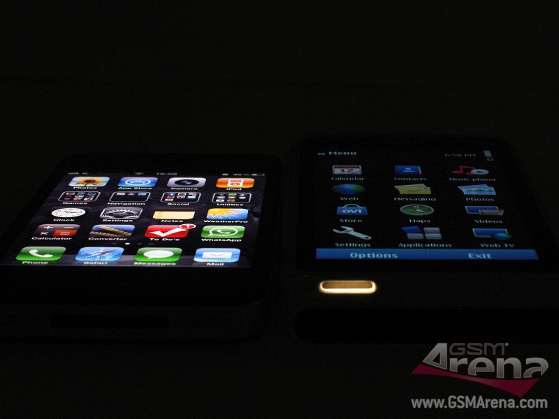 Nokia N8 pictures, official photos