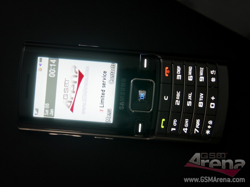 Samsung D780 pictures, official photos