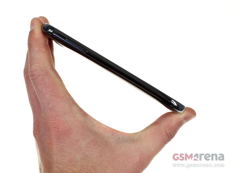 Samsung Galaxy Grand I9082 pictures, official photos