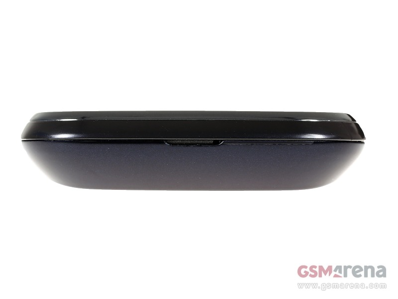 Samsung Galaxy Pocket S5300 pictures, official photos