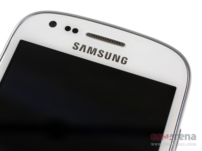 Samsung I8190 Galaxy S III mini pictures, official photos