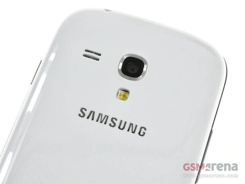 Samsung I8190 Galaxy S III mini pictures, official photos