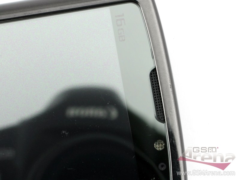 Samsung i8510 INNOV8 pictures, official photos