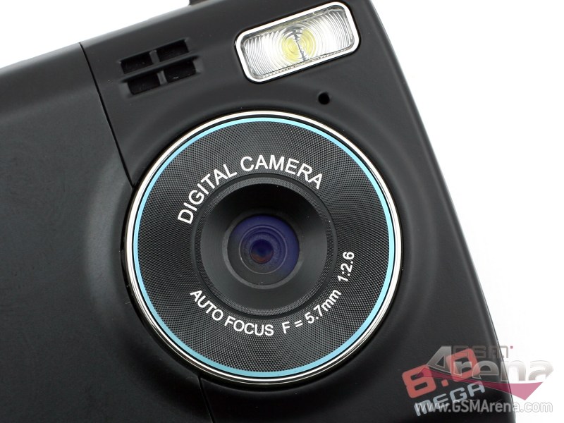 Samsung i8510 INNOV8 pictures, official photos