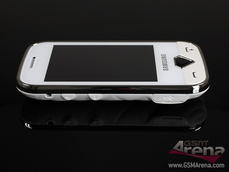 Samsung S7070 Diva pictures, official photos