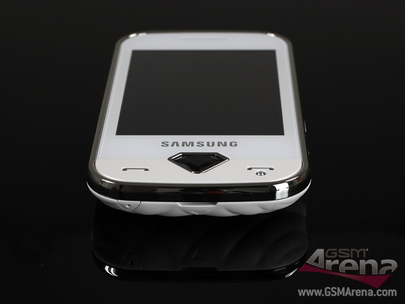 Samsung S7070 Diva pictures, official photos