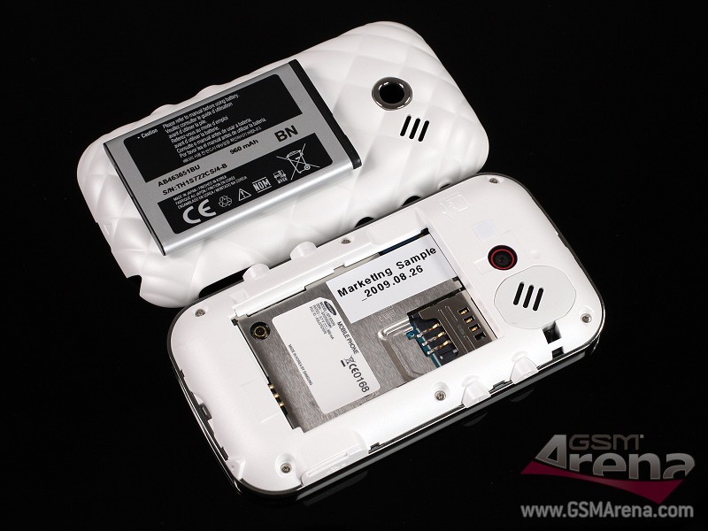 Samsung S7070 Diva pictures, official photos