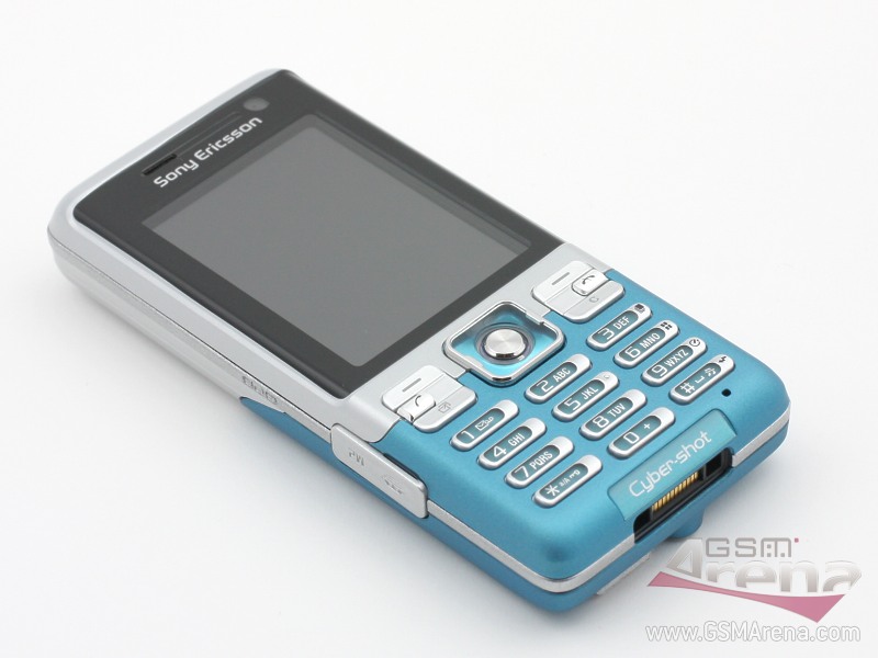 Sony Ericsson C702 pictures, official photos