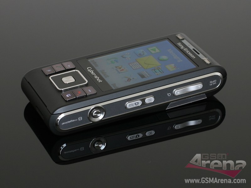 Sony Ericsson C905 pictures, official photos