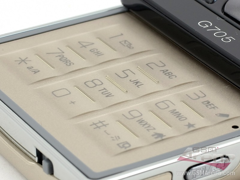 Sony Ericsson G705 pictures, official photos